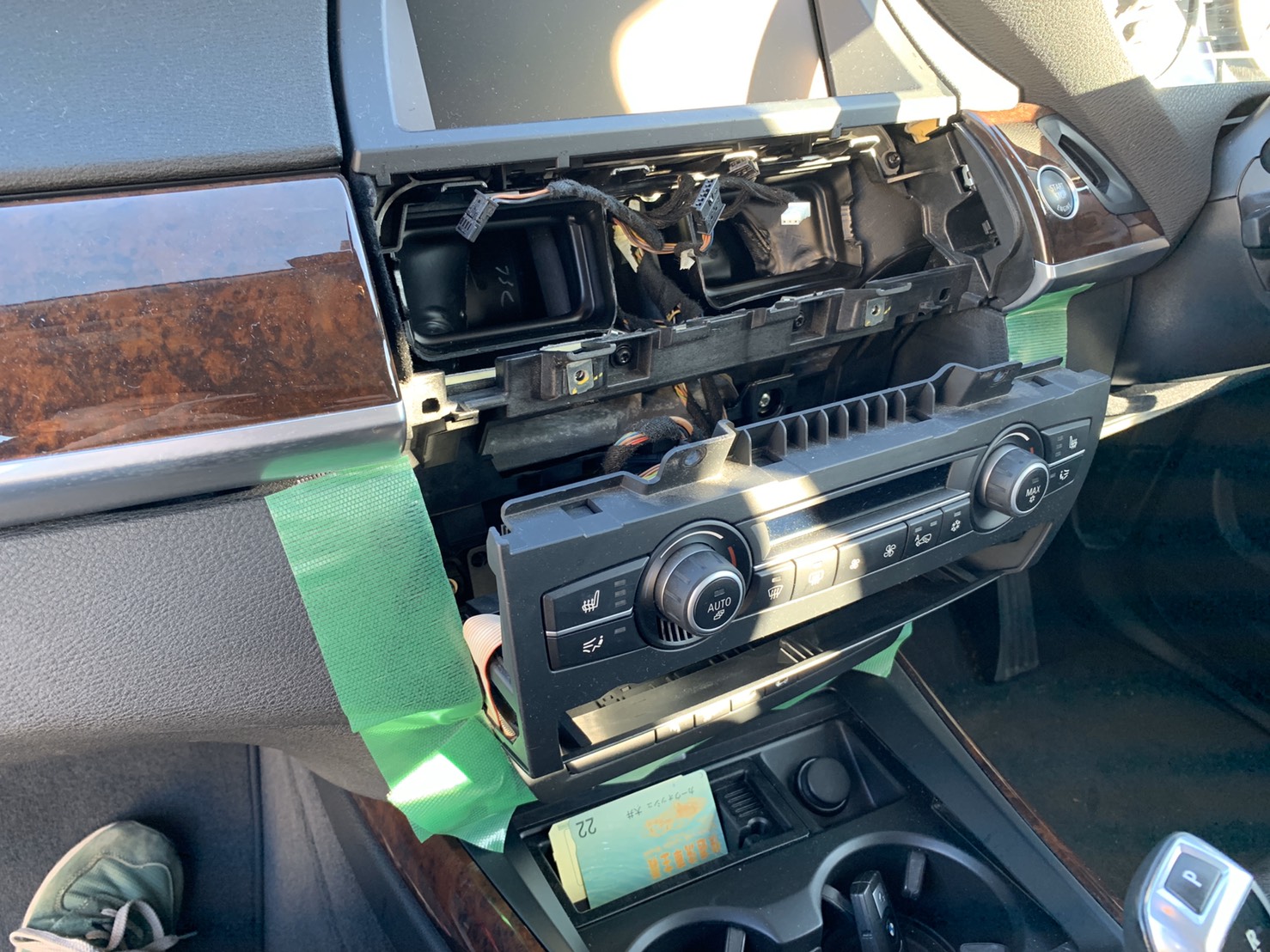 BMW X5（E70）CICナビ に アンドロイド ナビ取付け | 有)トップトレーディング